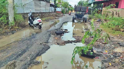 Chennai: Residents suffer broken roads at Madipakkam | Chennai News ...