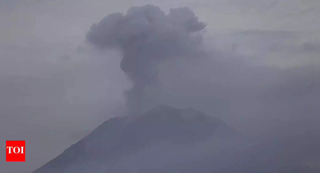 Indonesia Volcano Eruption: 27 still missing after Indonesia volcanic ...