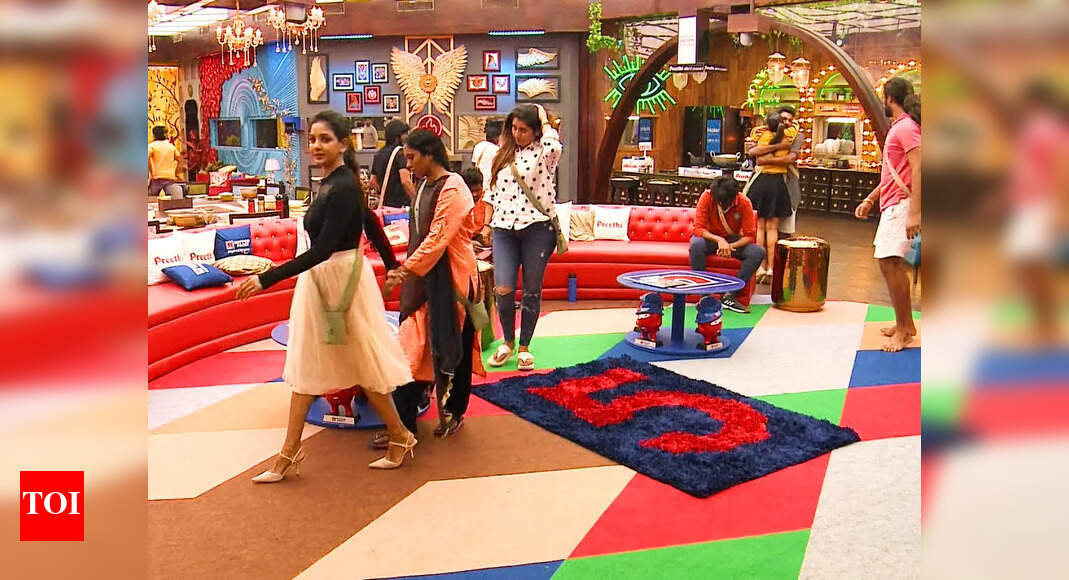 Bigg Boss Tamil 5, December 6, highlights: Pavani Reddy snatching ...