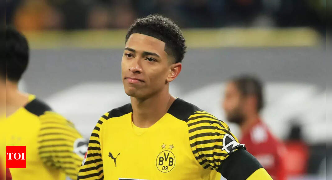Dortmund's Bellingham fined 40,000 euros for referee comments ...