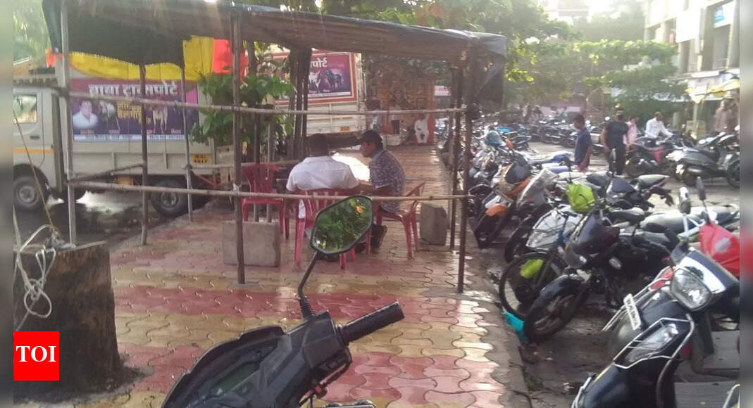 Footpath: Navi Mumbai: Footpath blocked in New Panvel, activists write ...