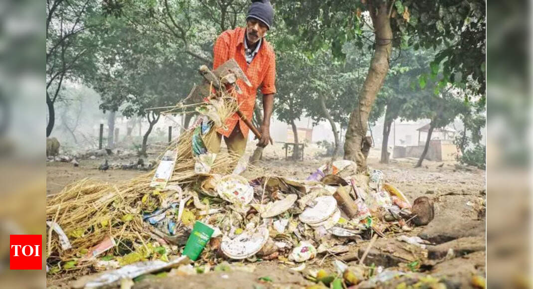 Pvt agency collects waste, Ecogreen approaches MCG | Gurgaon News ...