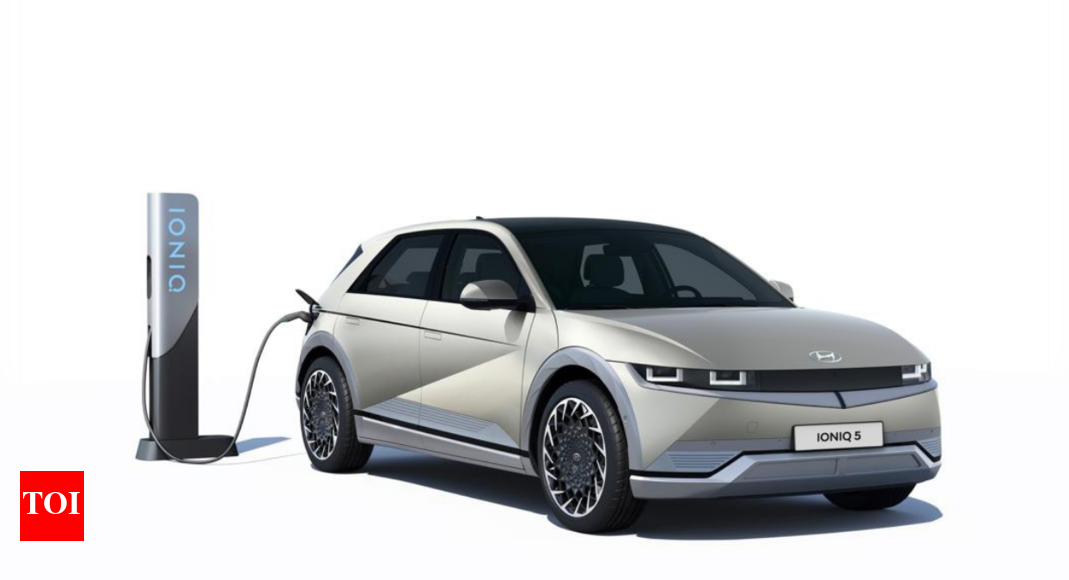 Hyundai to launch 6 Electric Vehicles by 2028, invest Rs 4,000 crores ...