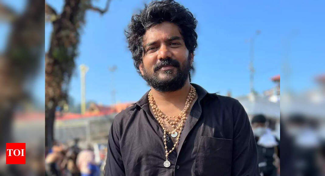 Kavin goes on a pilgrimage to Sabarimala | Tamil Movie News - Times of ...