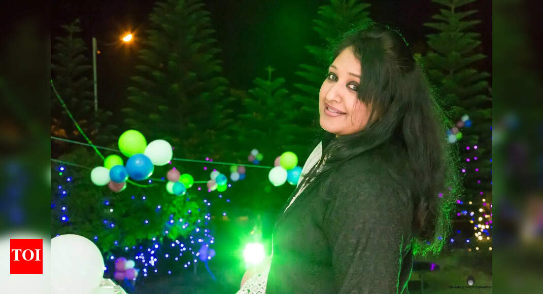 Manju Bhashini to play powerful moneylender in Puttakkana Makkalu - Times of India