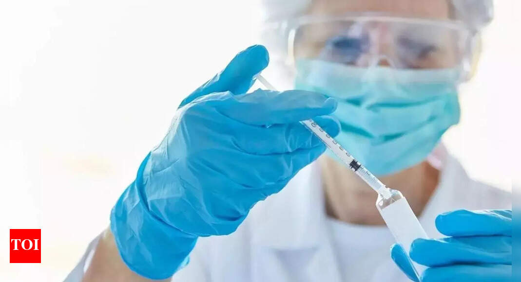 Covid 19: People with health issues or inactivated vaccine should get ...