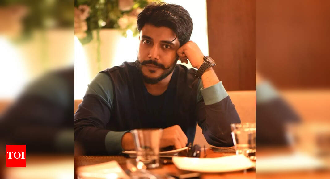 ‘Bob Biswas’ actor Rajdeep Sarkar shares how he bonded with co-stars Abhishek Bachchan, Tina ...