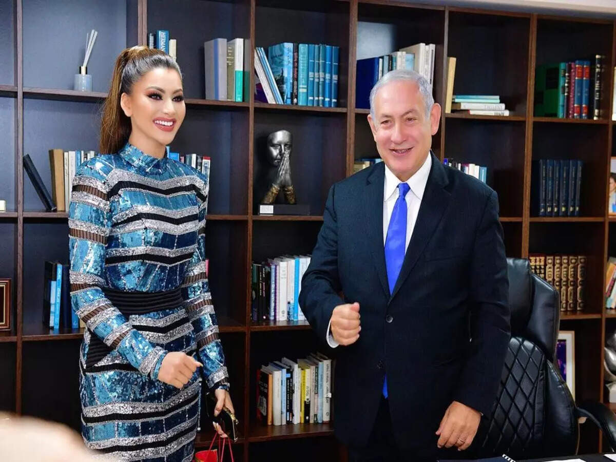 Urvashi Rautela meets with former Prime Minister of Israel Benjamin ...
