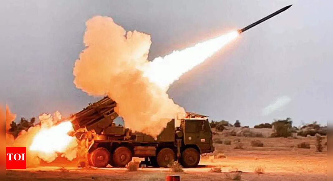 Pinaka: Rajasthan: Upgraded Pinaka rocket system successfully tested in ...