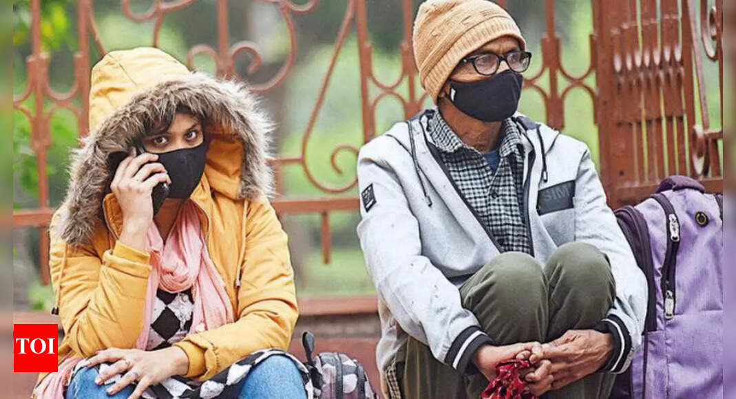 Delhi Temperature: Delhi records season's lowest minimum temperature at 6.4 degree Celsius ...