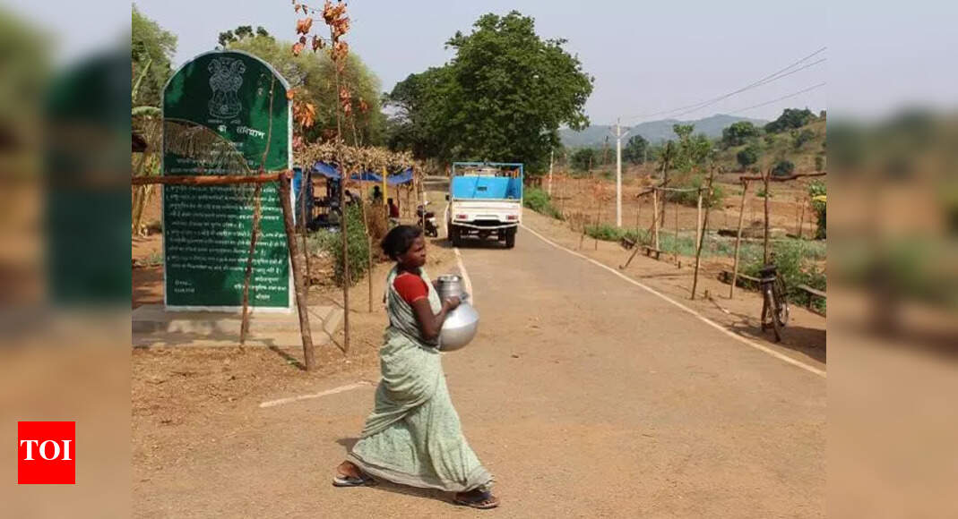 90% of rural India’s e-comm orders paid in cash: Study - Times of India