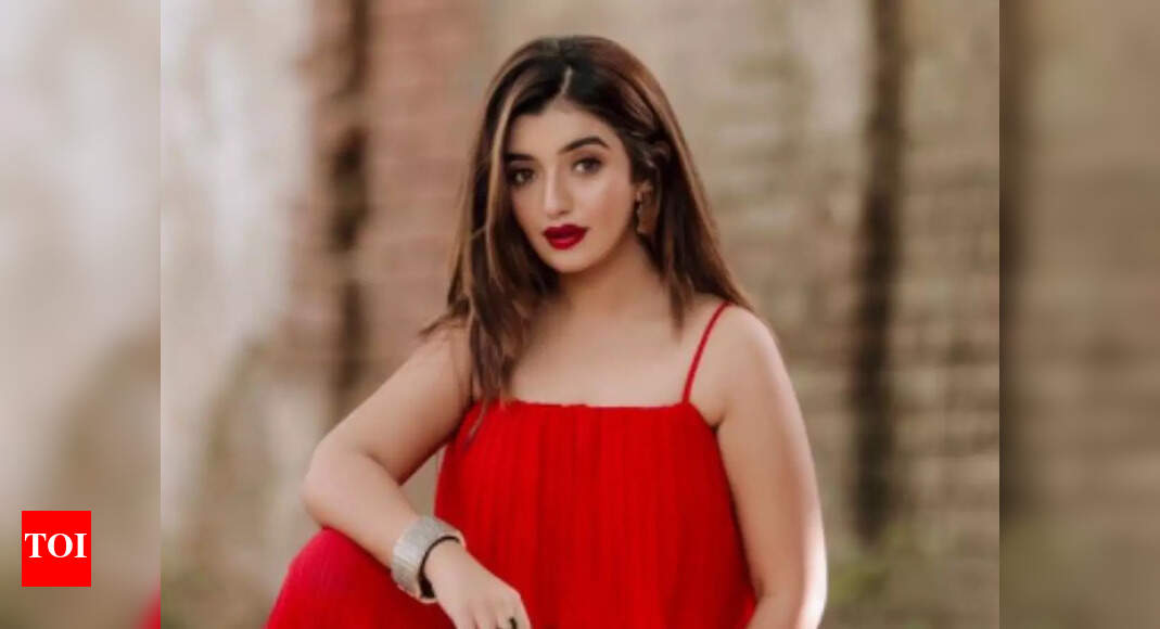 Aanchal Shah on 'Halkiee Fulkee': Pratik Gandhi's focus and dedication ...