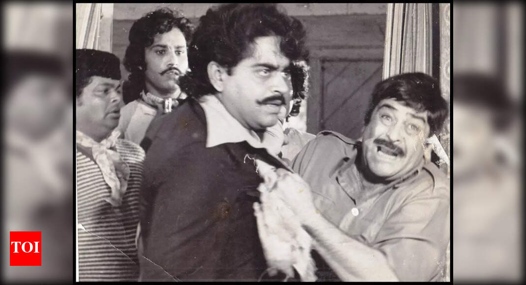 Shatrughan Sinha, Riddhima and Karisma Kapoor remember 'showman' Raj ...