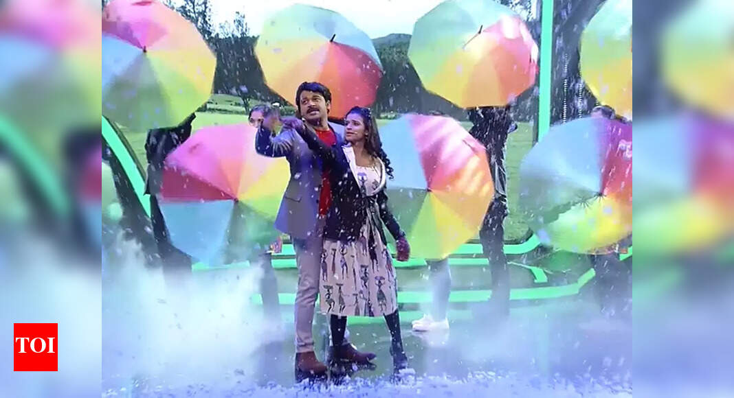 Watch: Meenakshi and Dain Davis recreate Mohanlal-Ranjini's iconic song ...