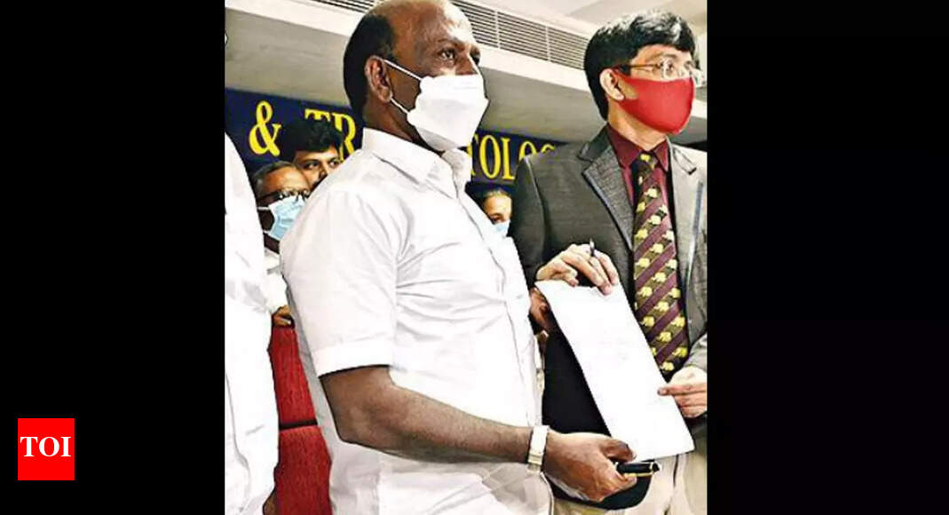 Illam Thedi Kalvi team removed after member filmed buying liquor ...