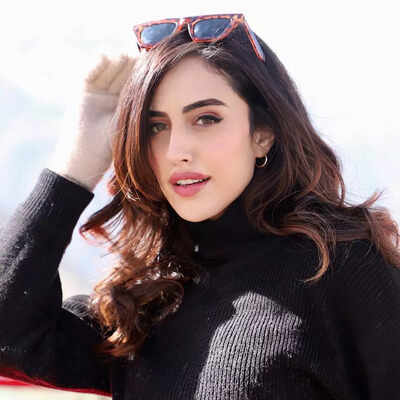 Samreen Kaur | undefined Movie News - Times of India