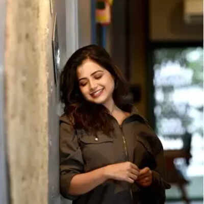 Tanvi Mundle | undefined Movie News - Times of India