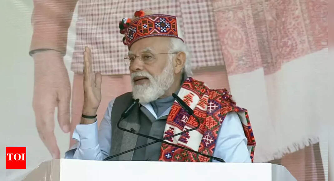 Modi: Vikas and Vilamb are two ideologies working in the nation, says ...