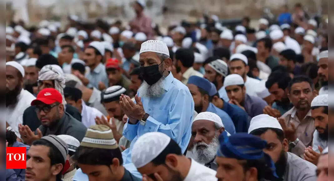 Maharashtra govt’s changed stand on quota upsets Muslim leaders ...