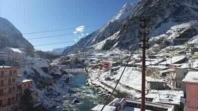 Met predicts snowfall in Uttarakhand hills | Dehradun News - Times of India