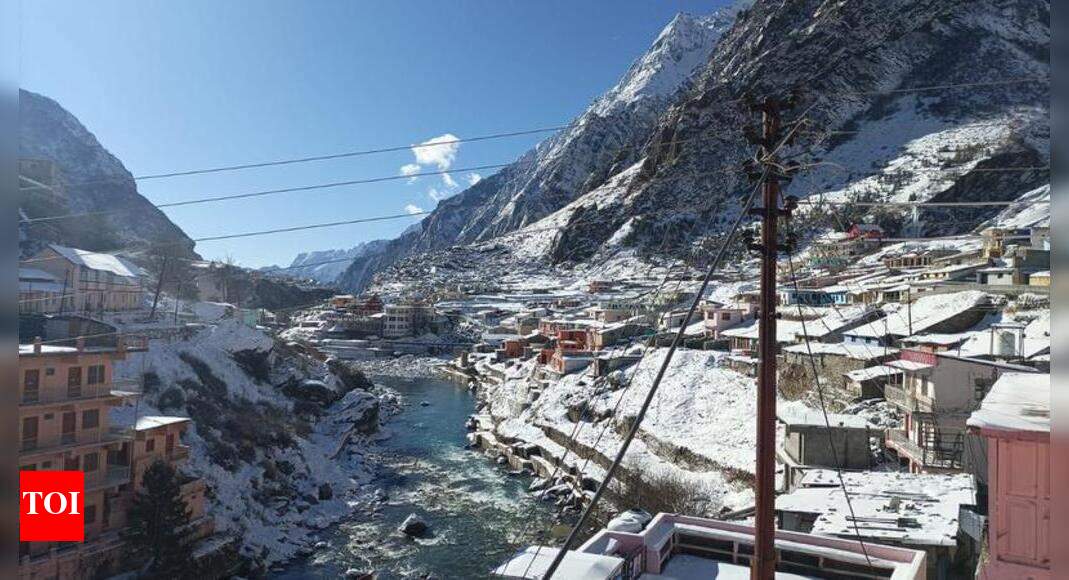 Met predicts snowfall in Uttarakhand hills | Dehradun News - Times of India