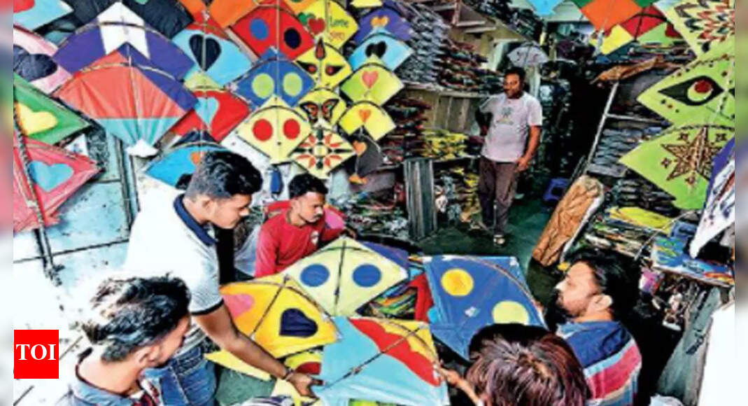 Pandemic cuts strings of Surat’s kite business | Surat News - Times of ...