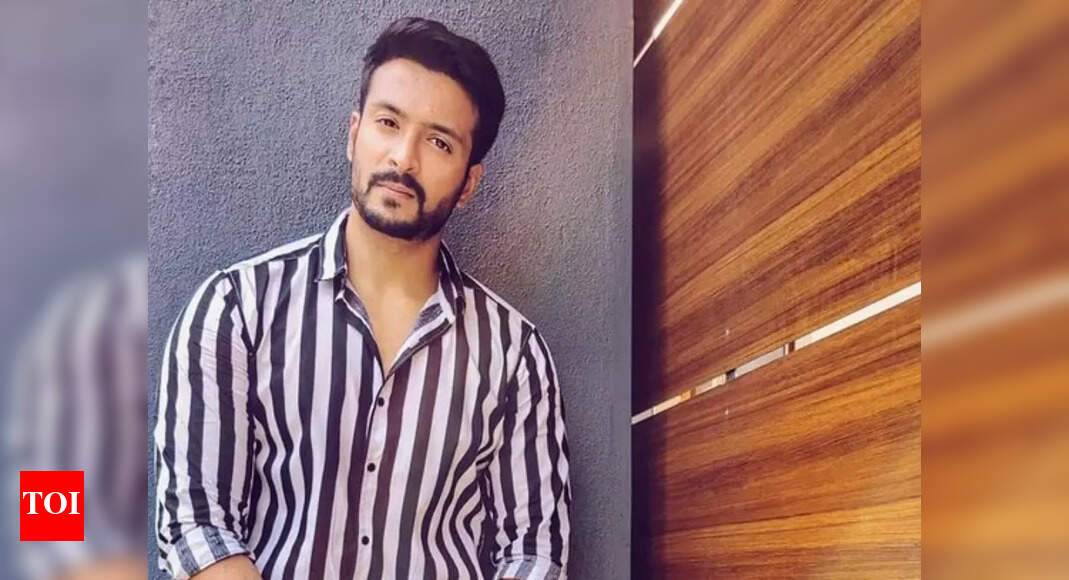 Actor Darshak Gowda announces his next TV project; details inside ...