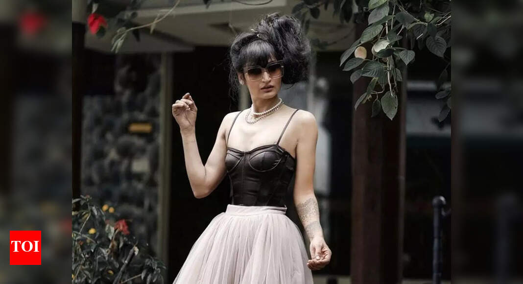 Bigg Boss Malayalam fame Dimpal Bhal: In 2021, dad said 'I am proud of ...