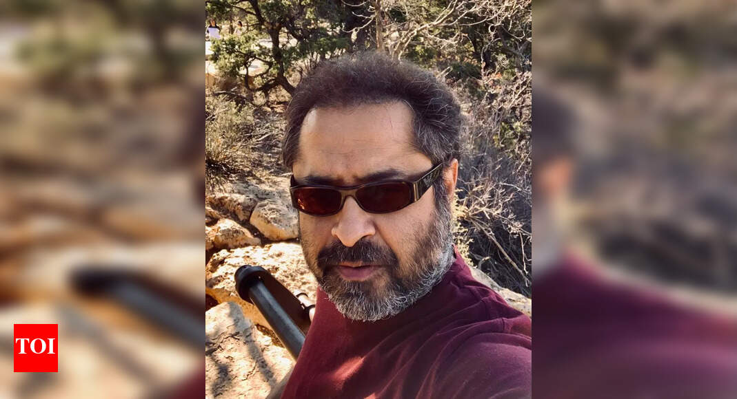 Director Suman Ghosh tests Covid positive after taking booster shot ...