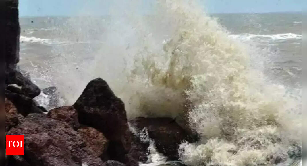 From cyclones to rain all year, 2021 hit Goa with gale force | Goa News ...