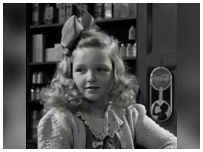 'It's a Wonderful Life' actor Jeanine Ann Roose passes away at 84 ...