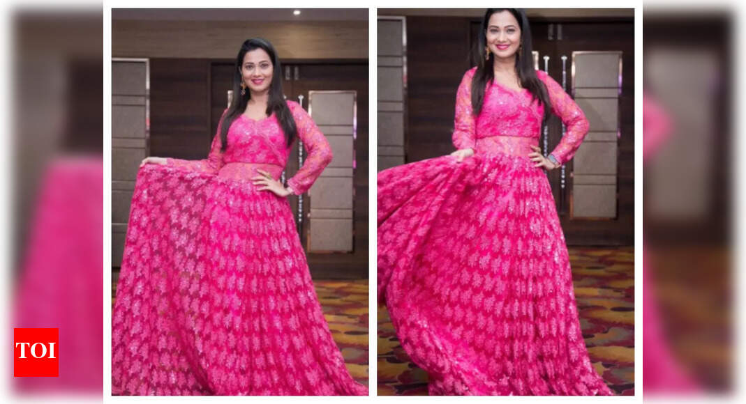 Radha Sagar looks like a breath of fresh air in THIS stunning pink ...