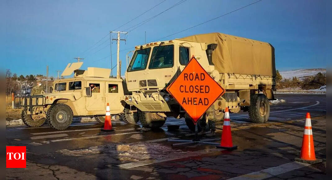 Colorado fire evacuation aided by daylight, access to roads - Times of ...