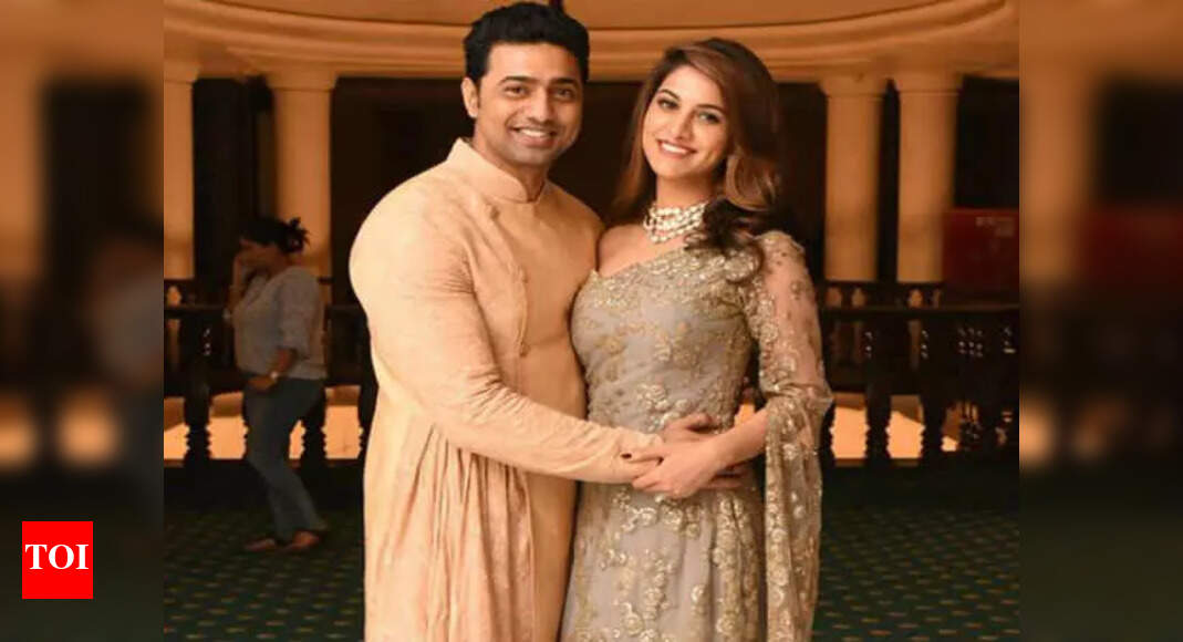 Actor-‘Dance Dance Junior 2’ judge Dev and girlfriend Rukmini Maitra ...