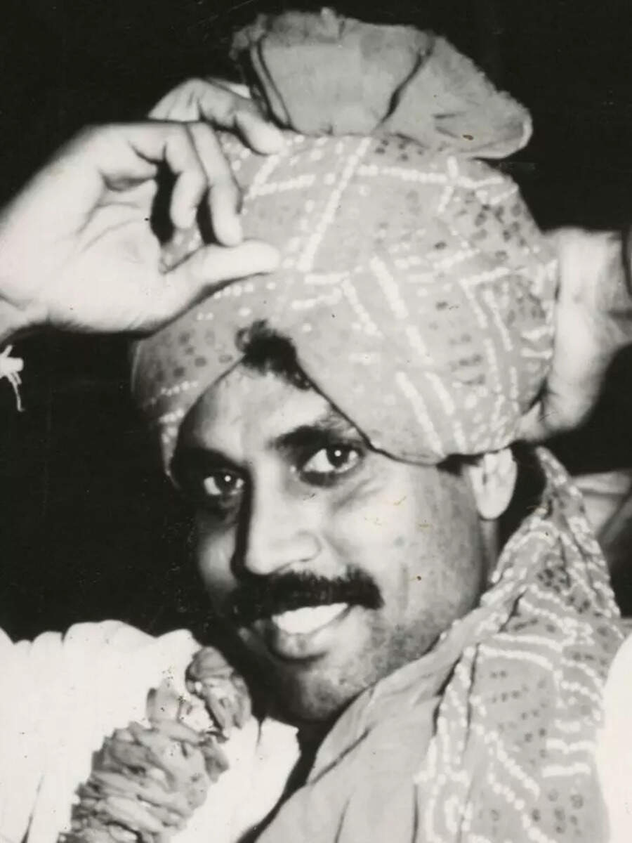 Never seen before throwback photos of Kapil Dev | Times Now