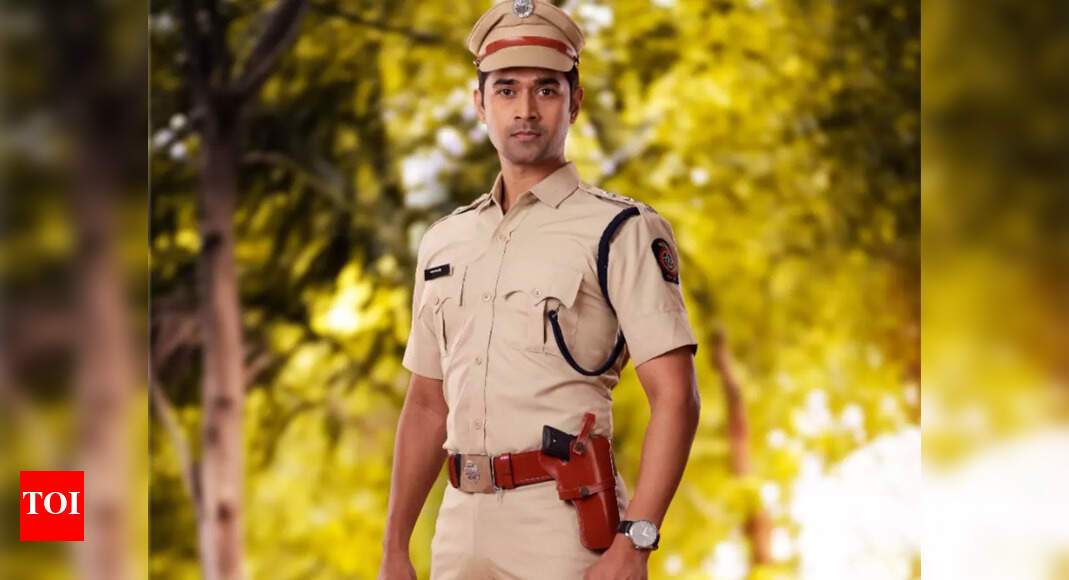 Sanket Pathak to make his comeback on Marathi TV with 'Laganchi Bedi ...