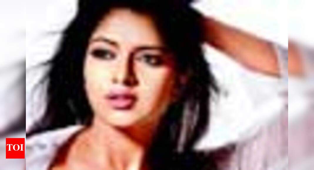 Amala Paul: Back to roots | Regional Movie News - Times of India