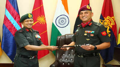 Maj Gen Ranjeet Singh Manral takes charge as new GOC of Telangana and ...