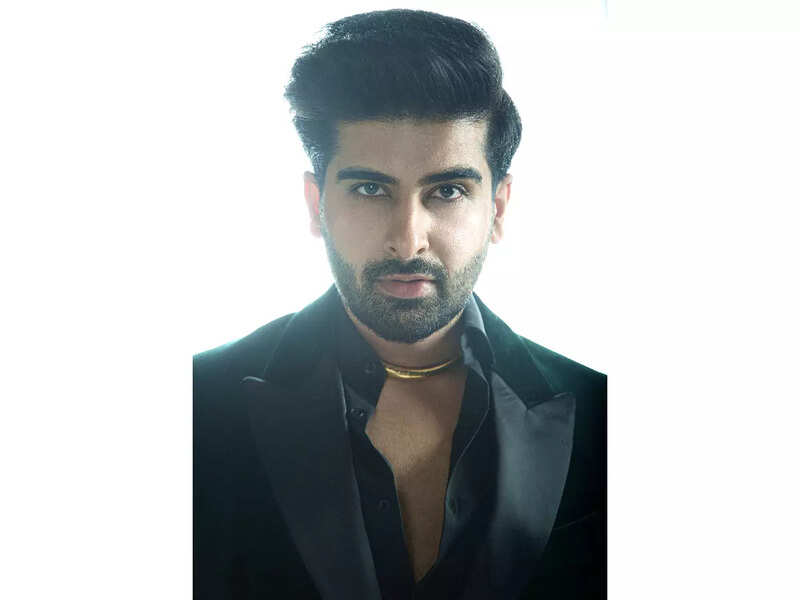 Actor Darasing Khurana faces the brunt of Sidnaaz fandom