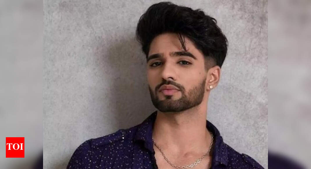 Zeeshan Khan is looking forward to resuming acting - Times of India