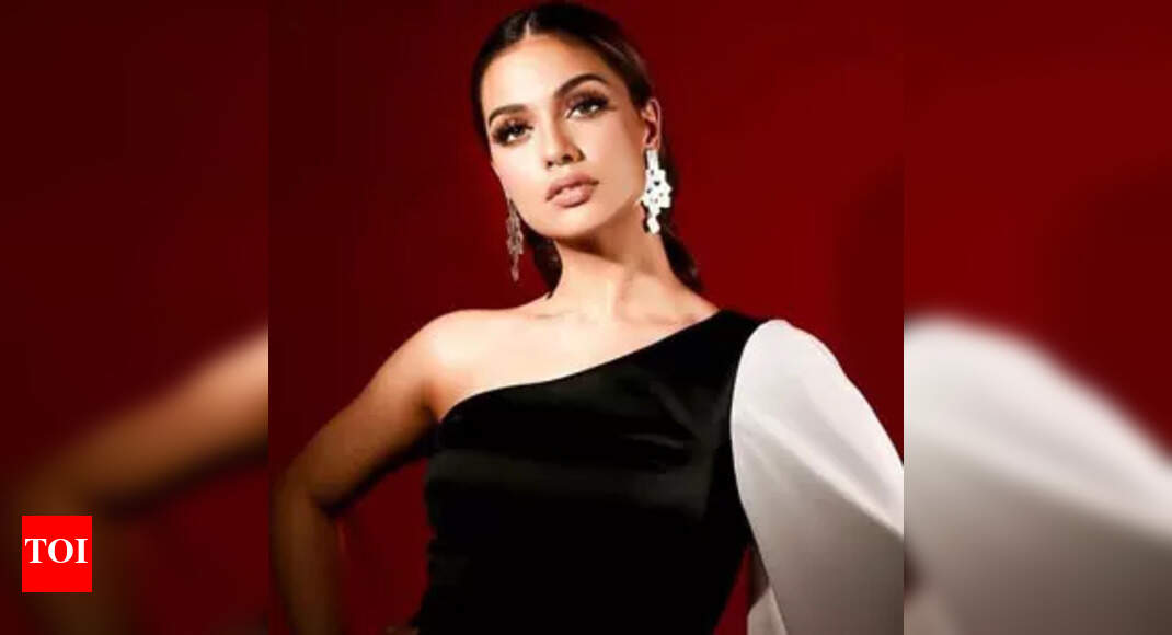 Divya Agarwal | undefined Movie News - Times of India