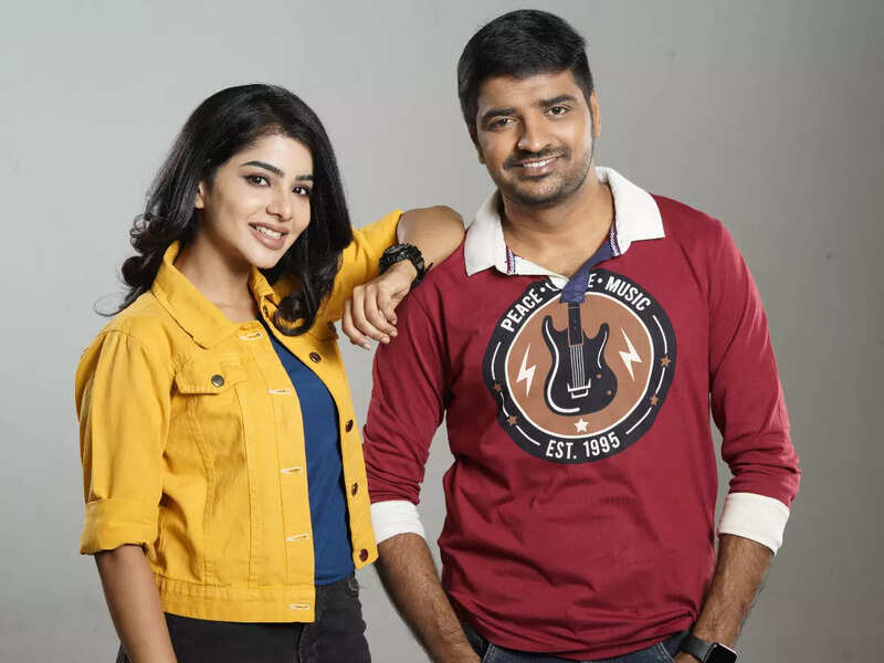 We owe it to God & dog for this film: Sathish | Tamil Movie News ...