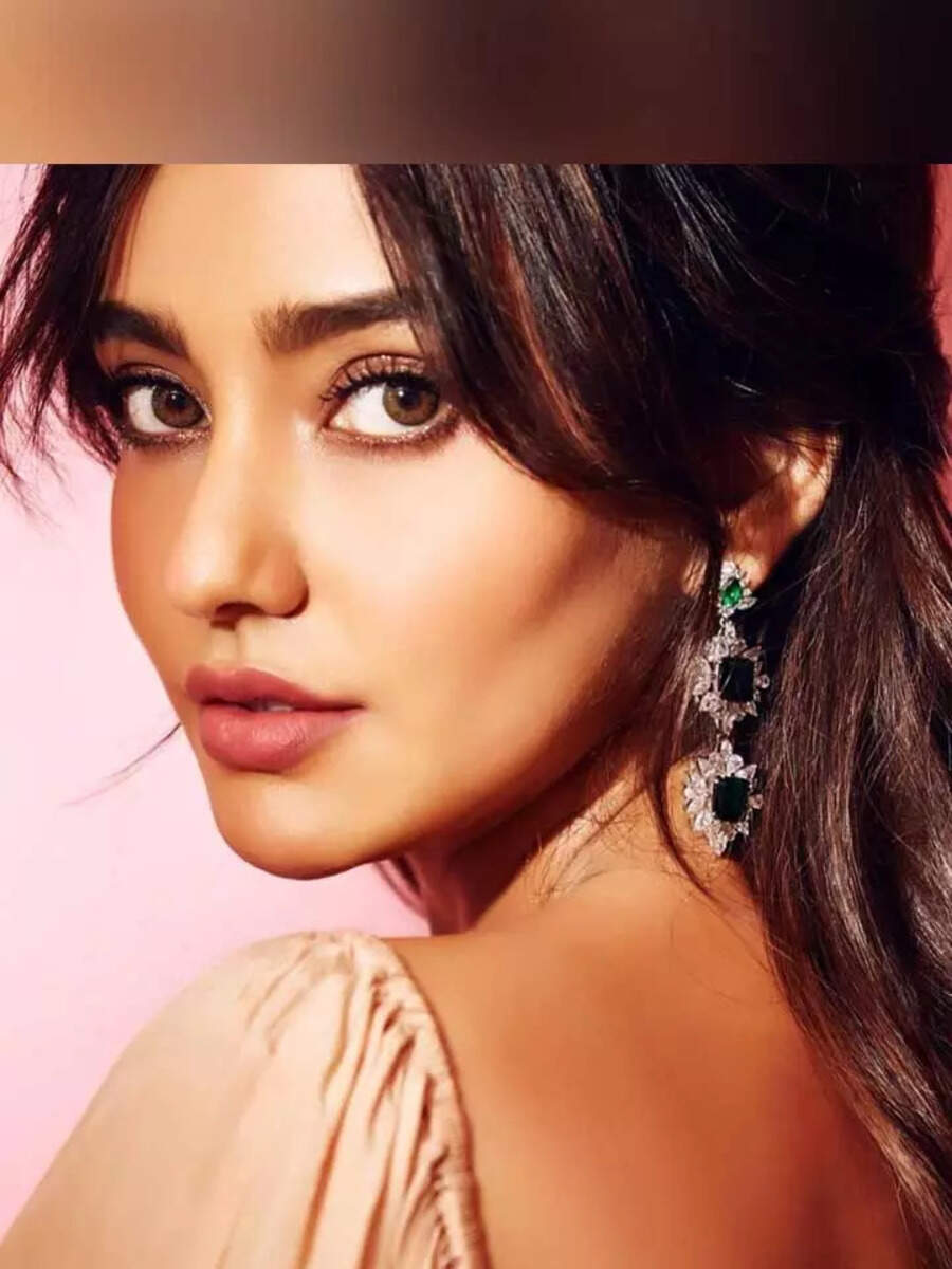 Neha Sharma's Must-See Stunning Pics | Times of India