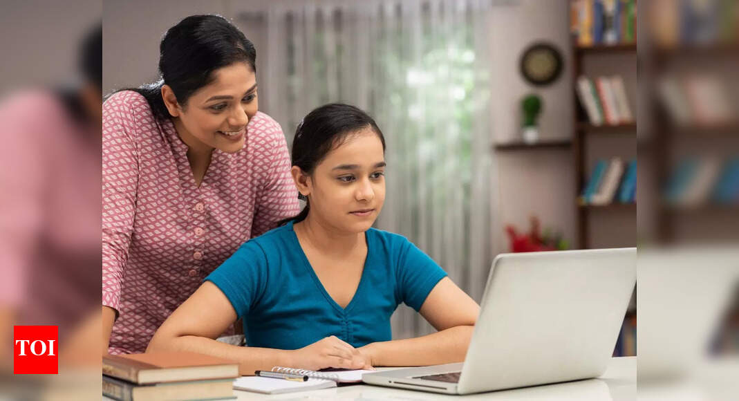 Parenting style vs. internet usage among kids - Times of India
