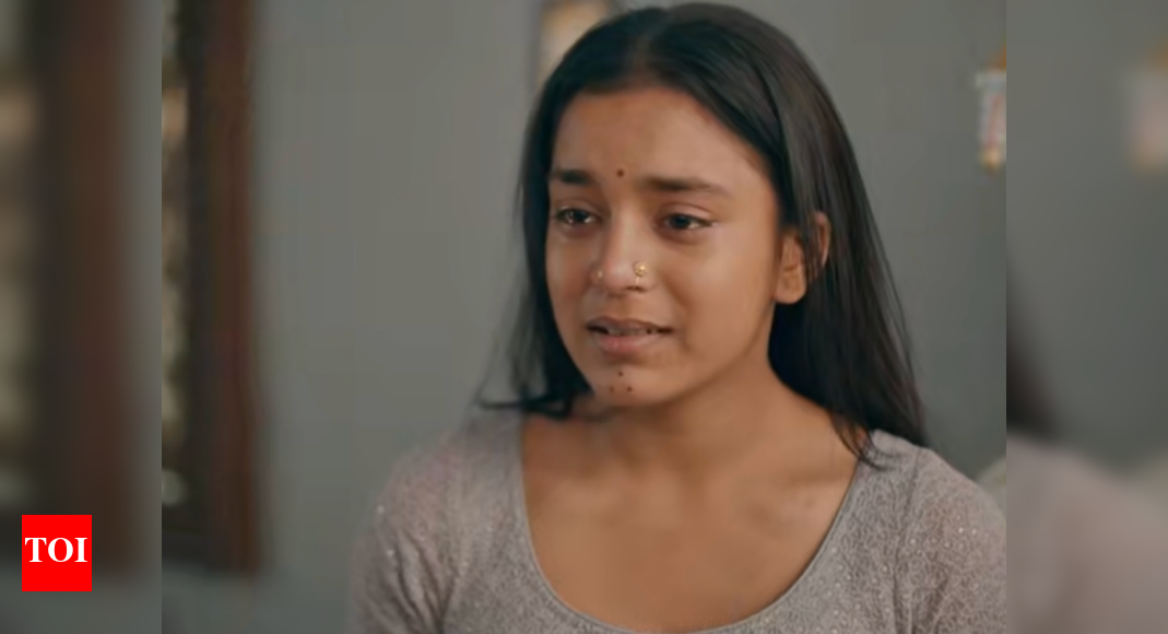 Imlie update, January 15: Imlie gets a gift from Aryan - Times of India