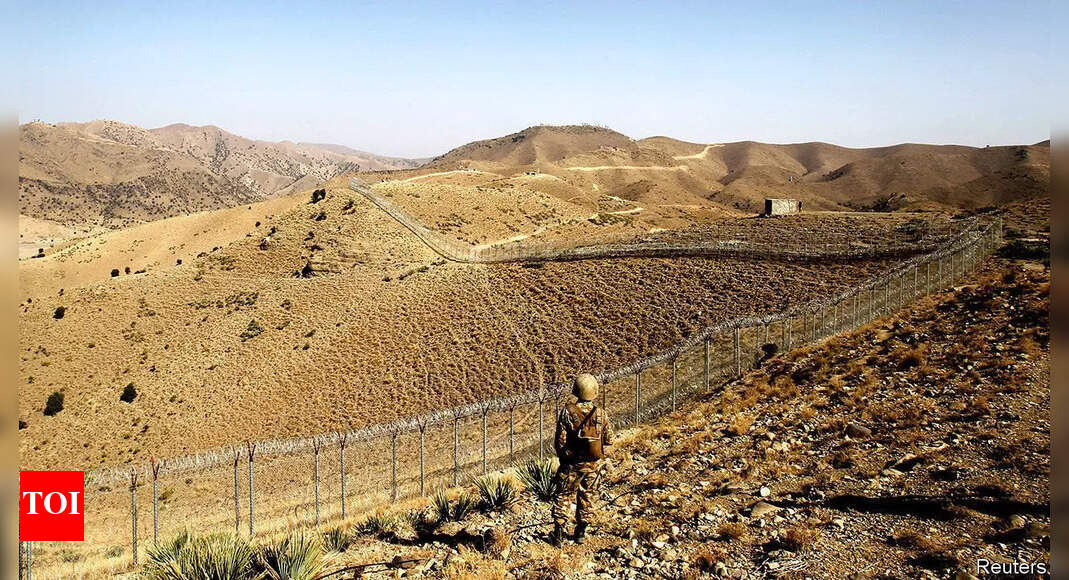 Durand Line: Pakistan NSA to visit Kabul, to discuss border fencing ...