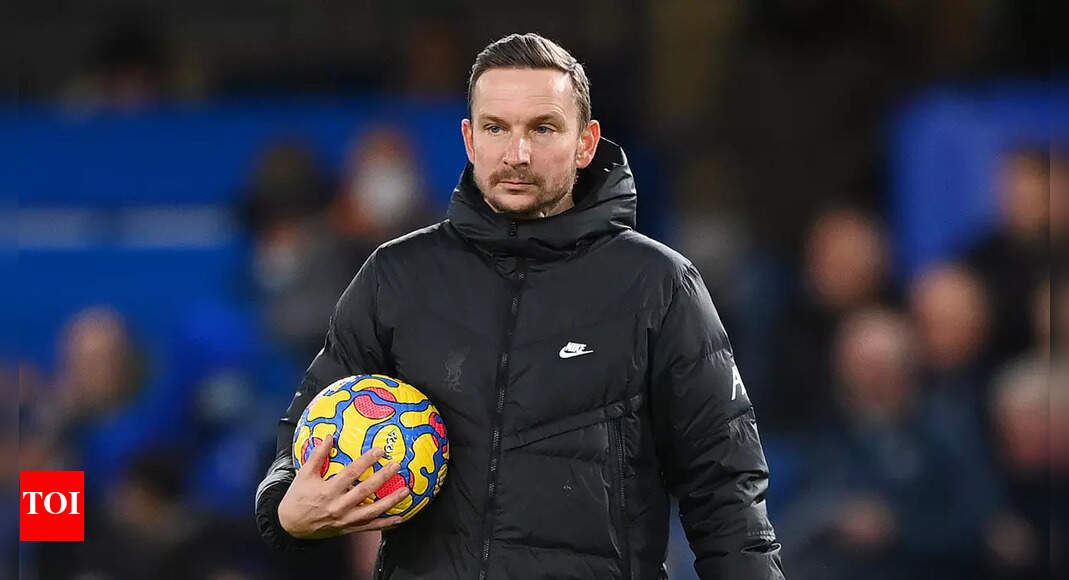 Liverpool attack is evolving without Salah and Mane, says Lijnders ...