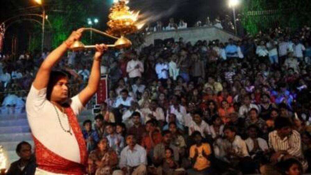 Worshipping goddess Ganga | The Times of India