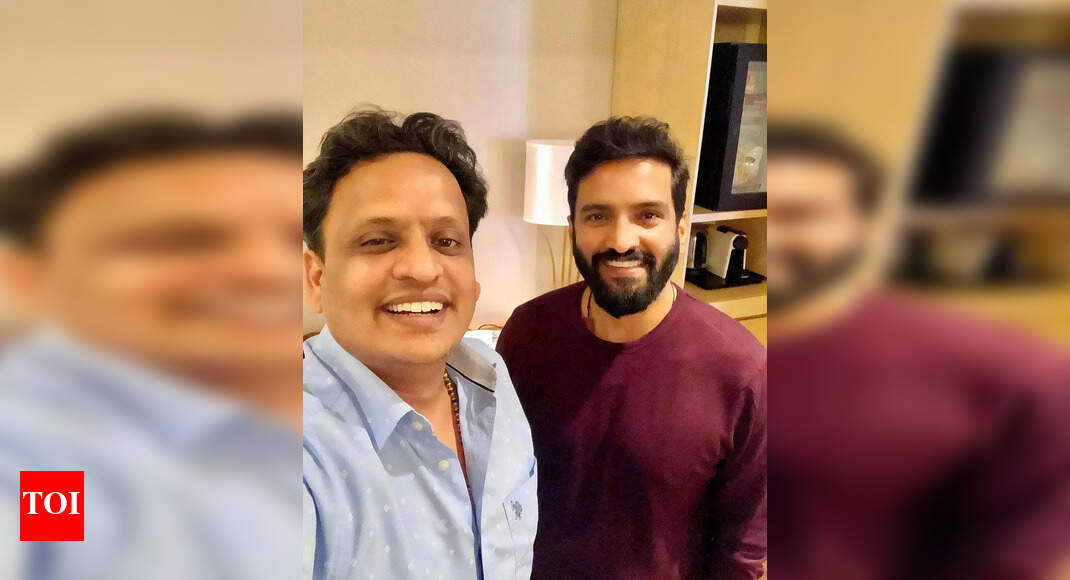 Filmmaker Prashant Raj teams up with Santhanam | Kannada Movie News ...