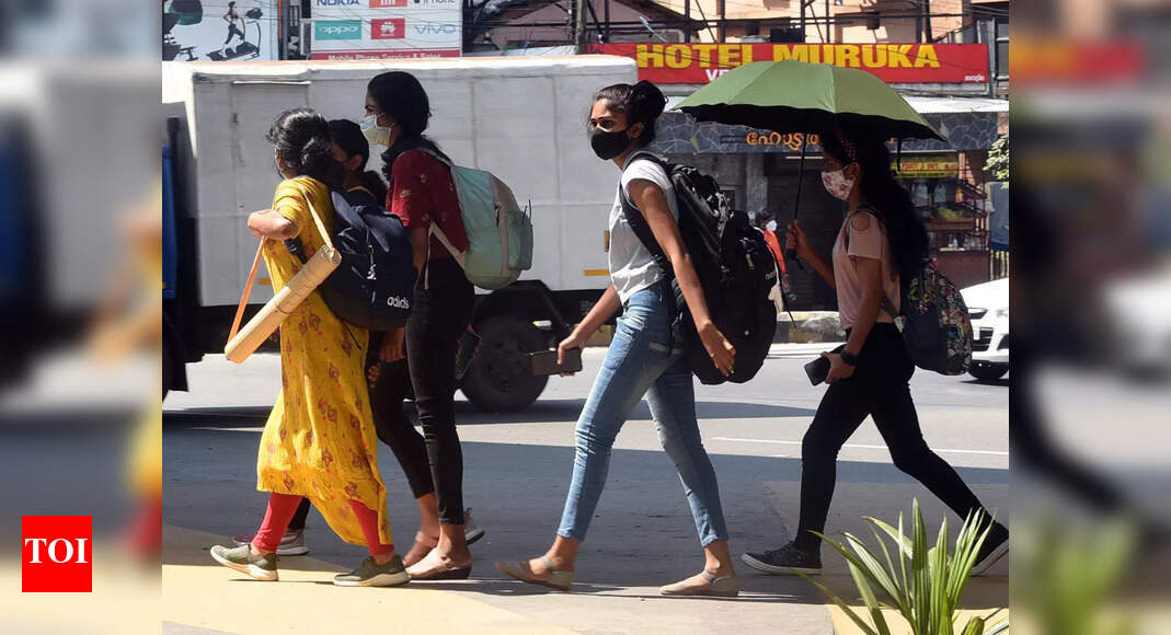 Fani Grant Govt Asks 135 Colleges To Submit Utilization Certificates